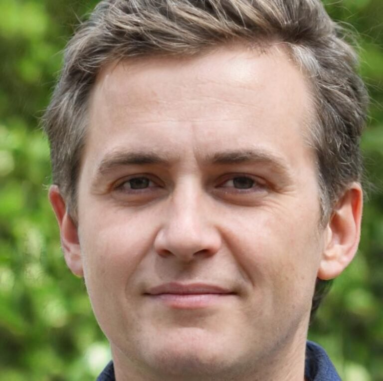 Google Rolls Out Gemini Live Translation for All Headphones